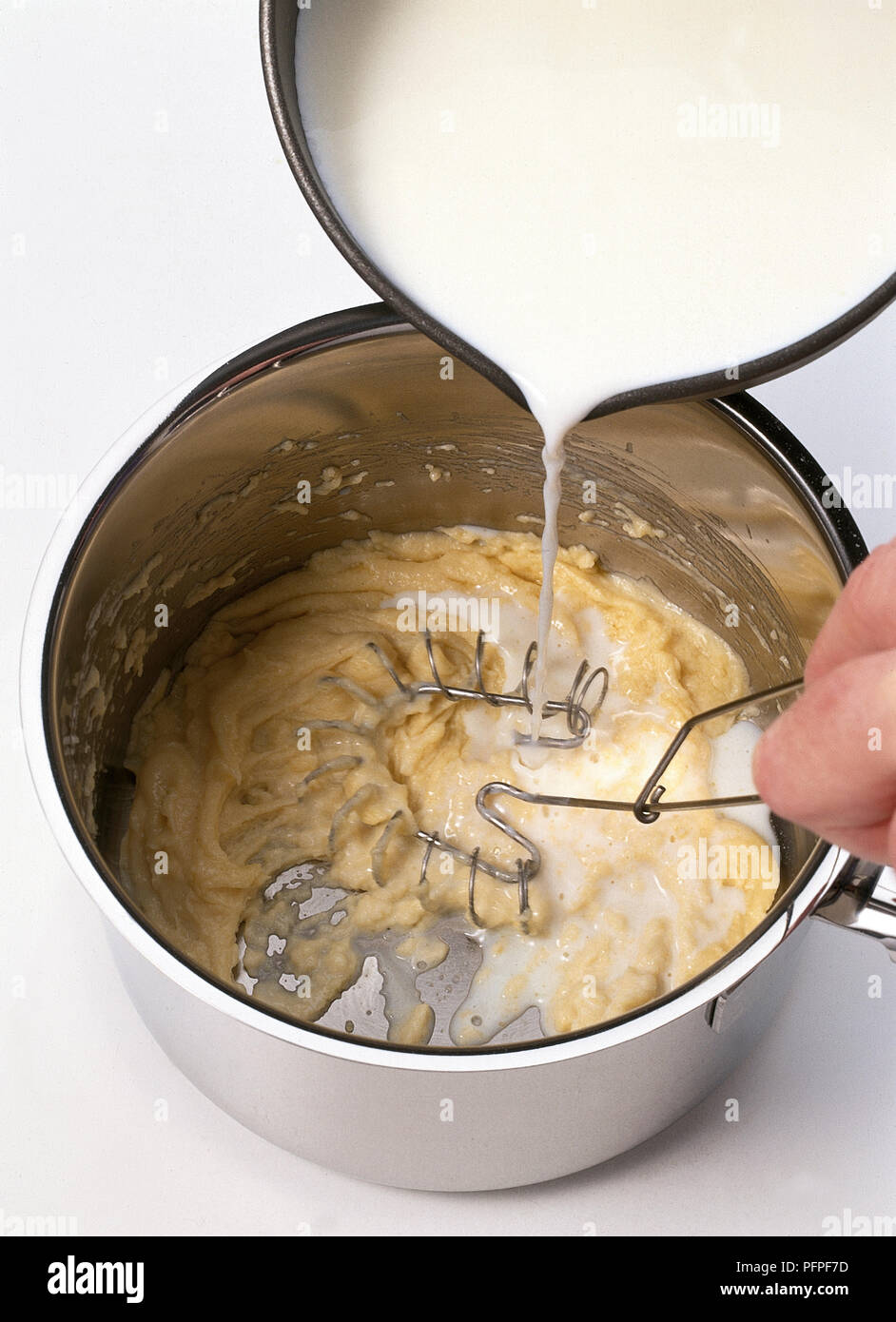 Roux making hi-res stock photography and images - Alamy