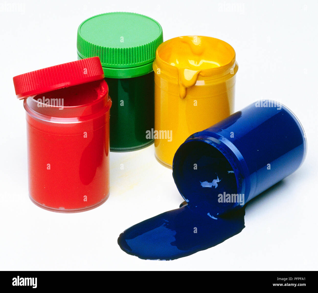 Blue pot hi-res stock photography and images - Alamy