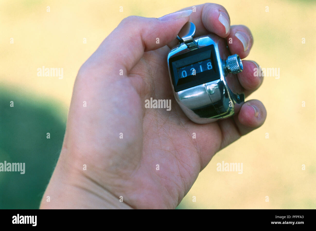 Hand tally hi-res stock photography and images - Alamy
