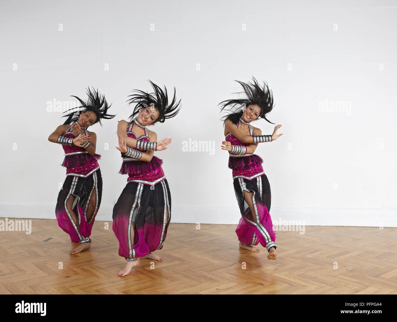 Dance formation hi-res stock photography and images - Alamy