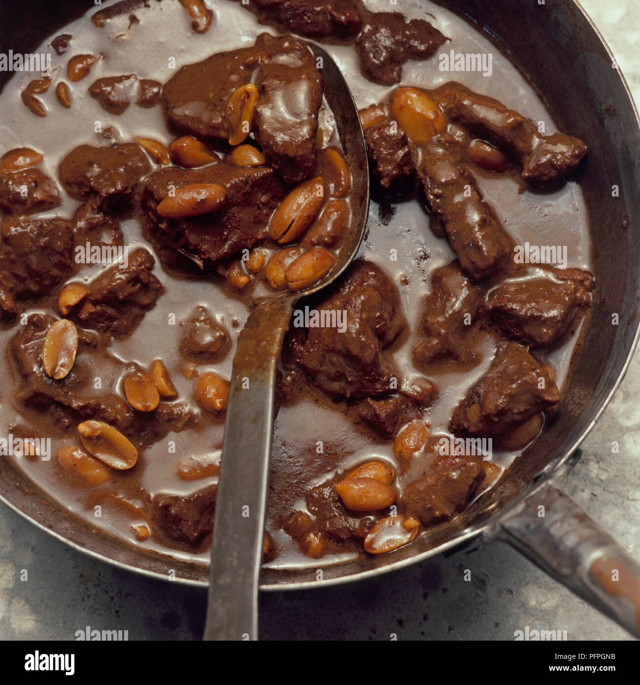 Saraman, beef curry with peanuts, from Cambodia Stock Photo - Alamy
