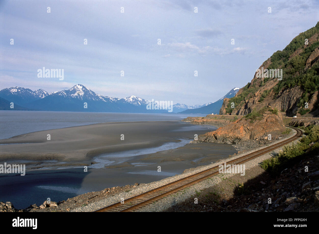 Alaska turnagain arm alaska railroad hi-res stock photography and ...