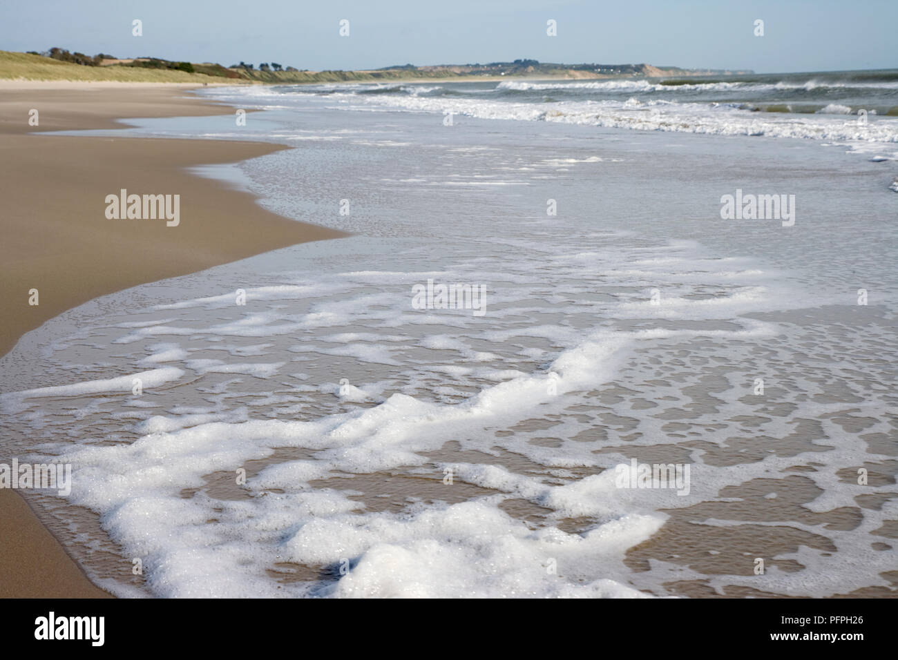 Curracloe beach, wexford, ireland hi-res stock photography and images ...