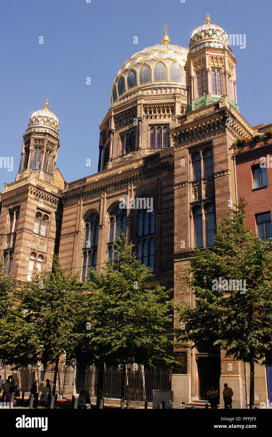 Germany, Berlin, Mitte, Neue Synagogue, dome Stock Photo - Alamy