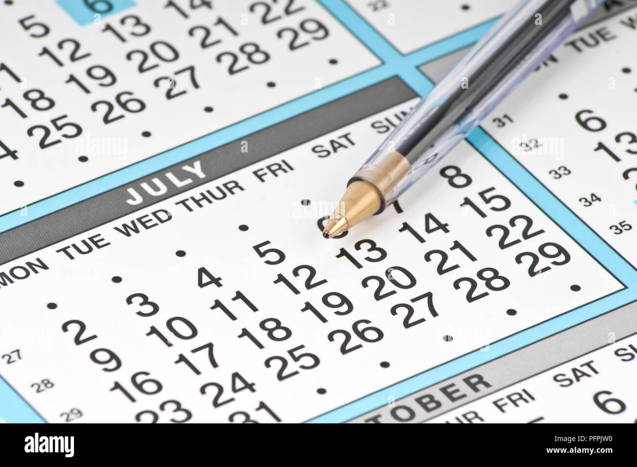 Month by month calendar hi-res stock photography and images - Alamy