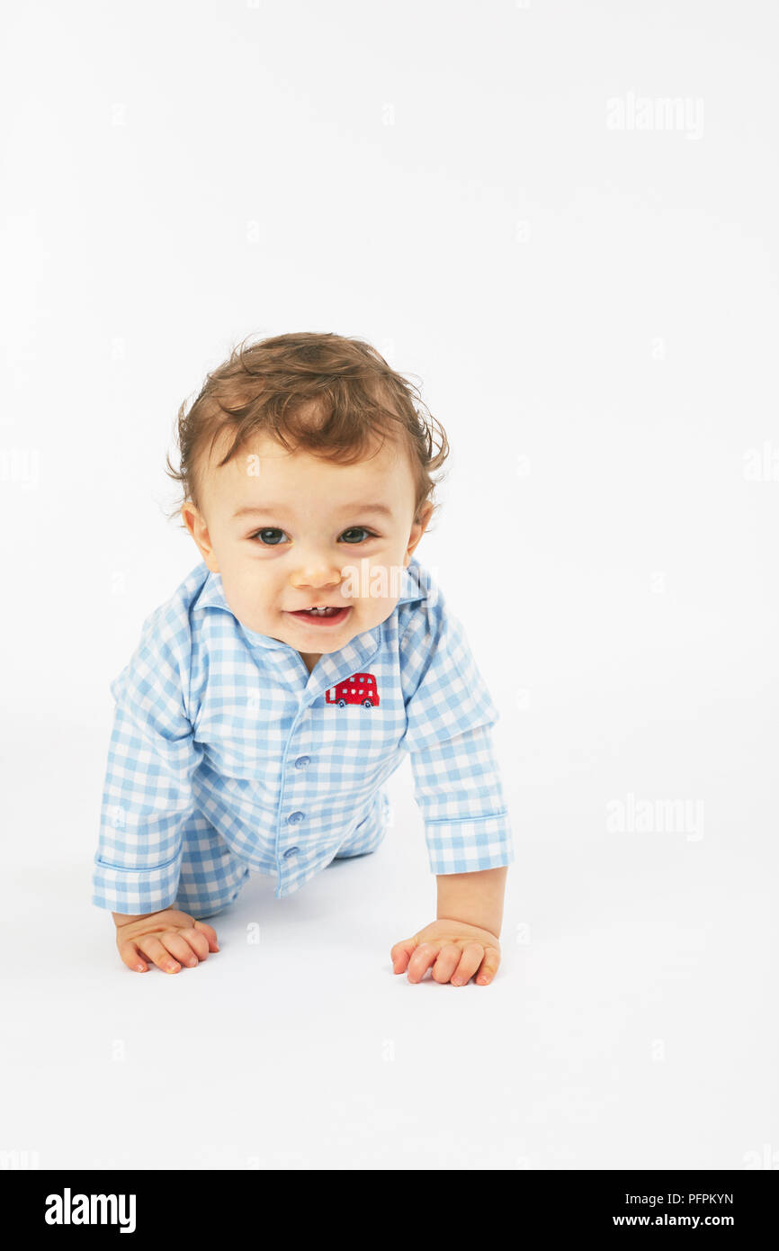 Sleepy baby at bedtime Stock Photo - Alamy