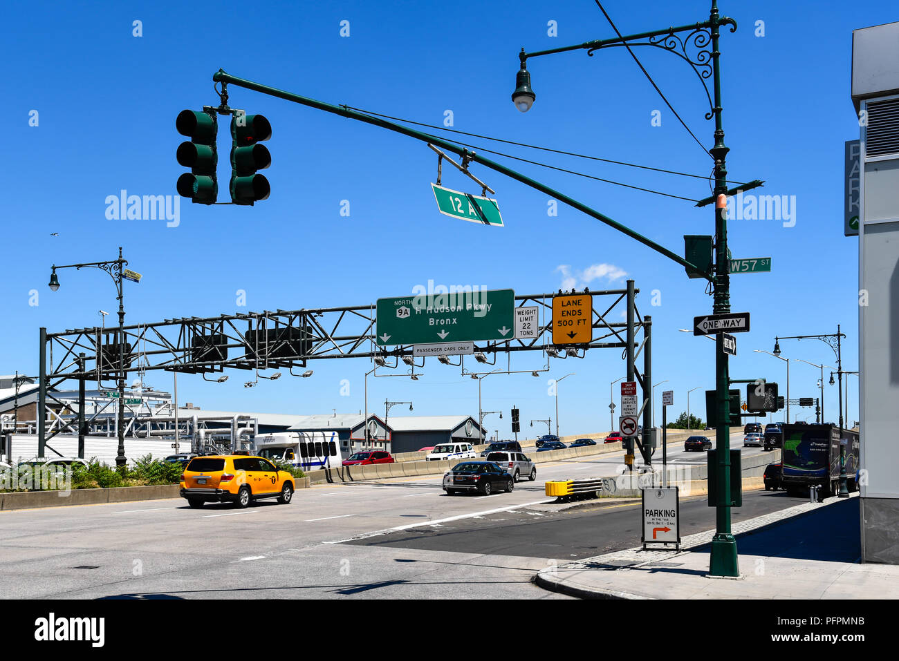 West side highway hi-res stock photography and images - Alamy