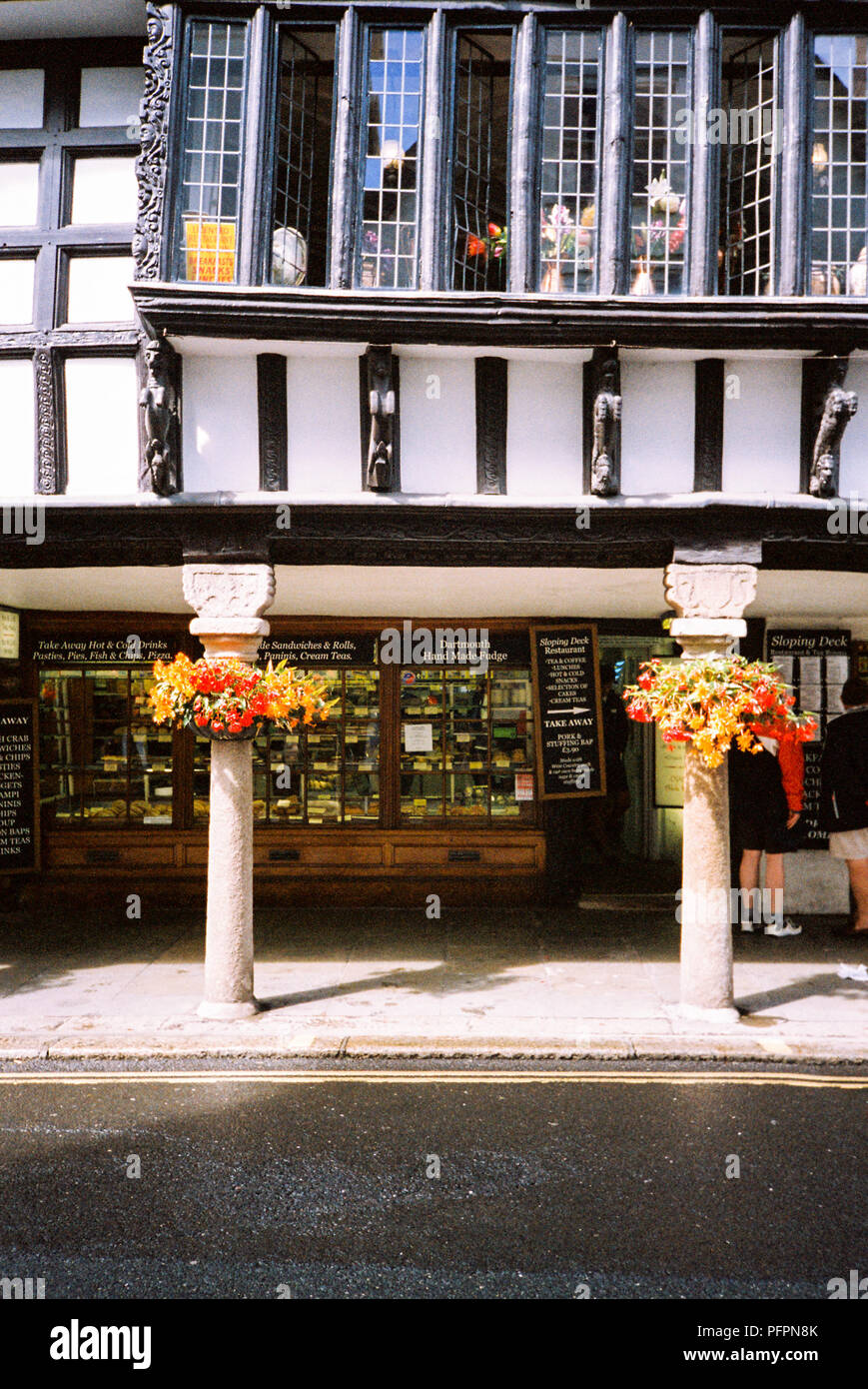 Tudor buildings dartmouth devon england hi-res stock photography and ...