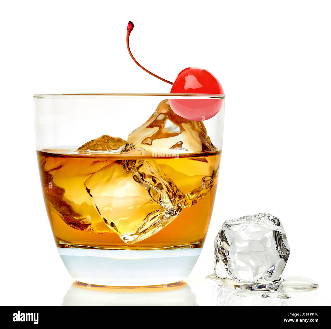 Manhattan cocktail cocktail cut out hi-res stock photography and images ...