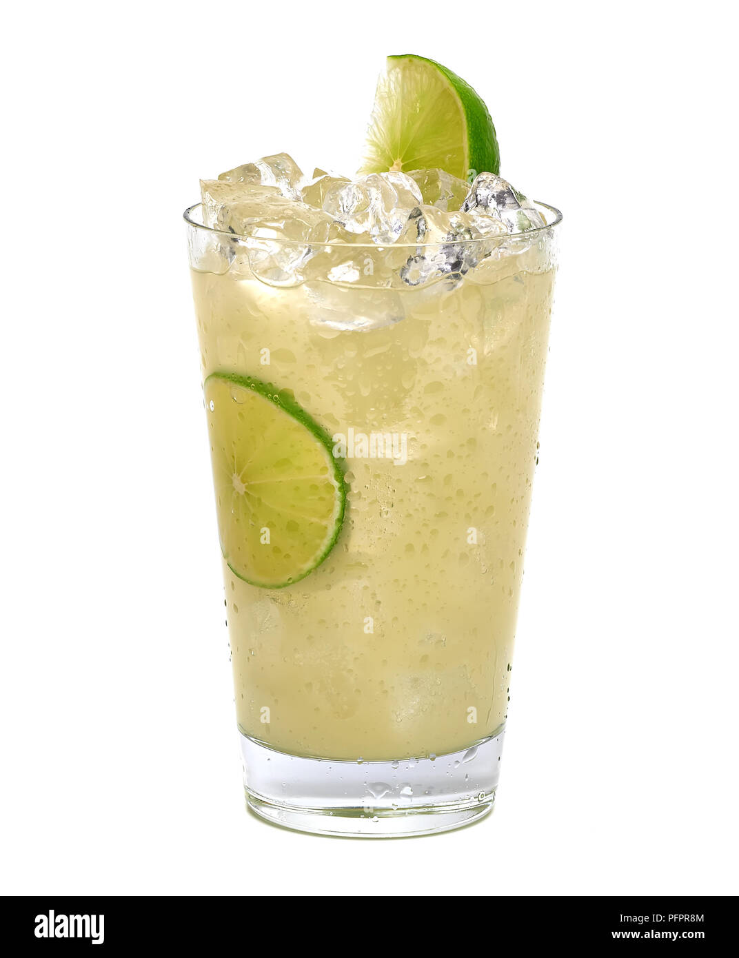 Gin and tonic glass cut out hi-res stock photography and images - Alamy