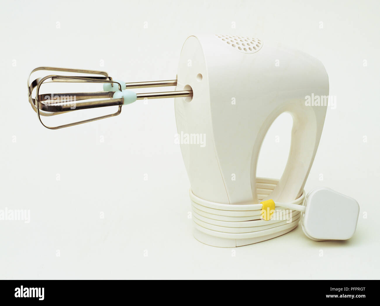 Hand held whisk hi-res stock photography and images - Alamy