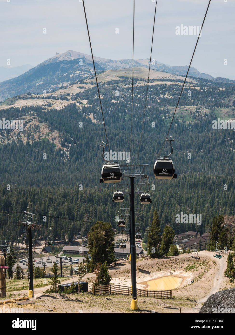 Mammoth mountain gondola hi-res stock photography and images - Alamy