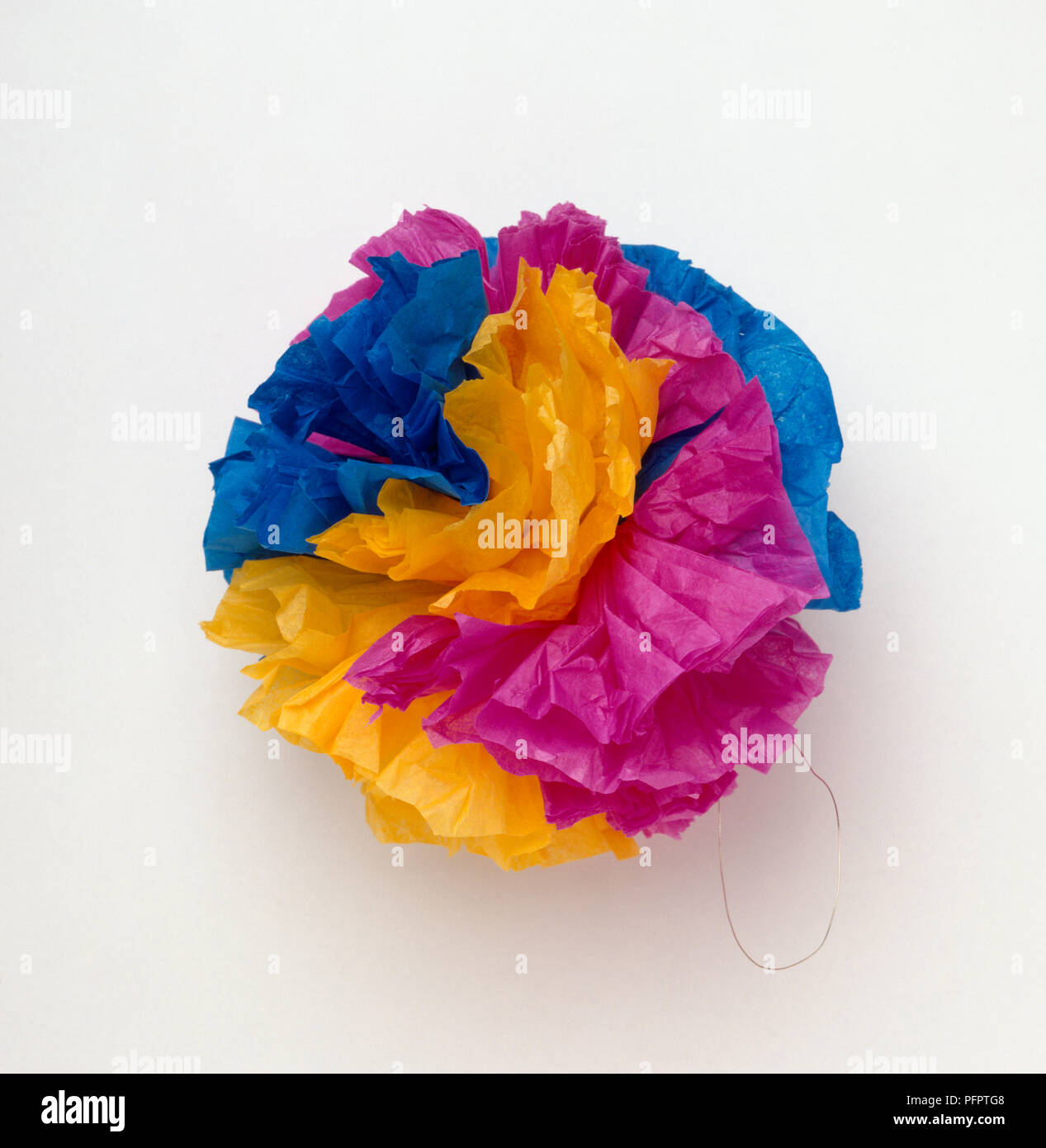 Ball of paper hi-res stock photography and images - Alamy