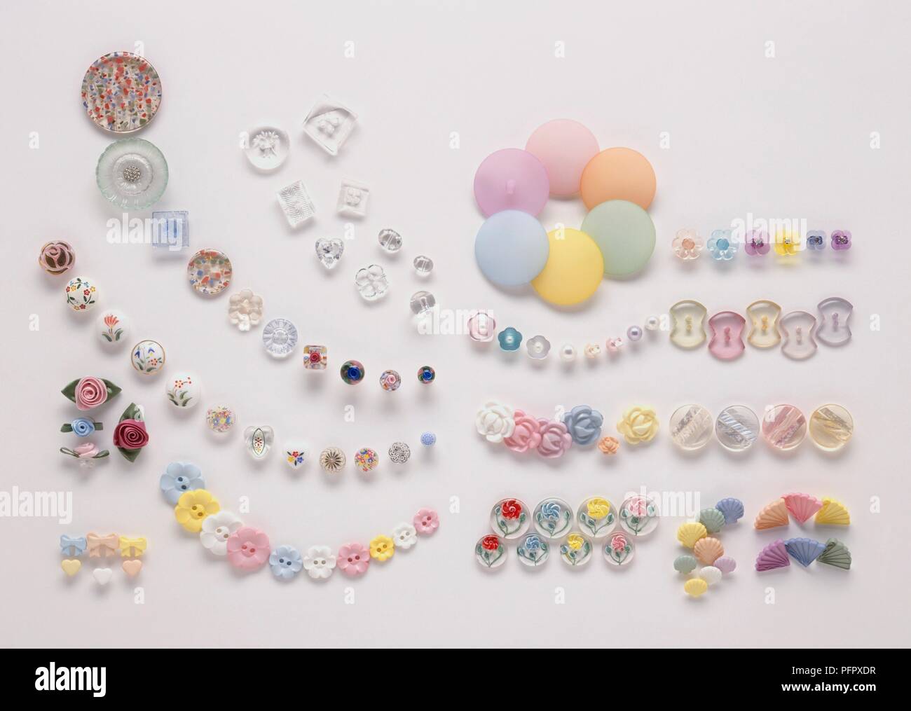 Choice shapes sizes hi-res stock photography and images - Alamy