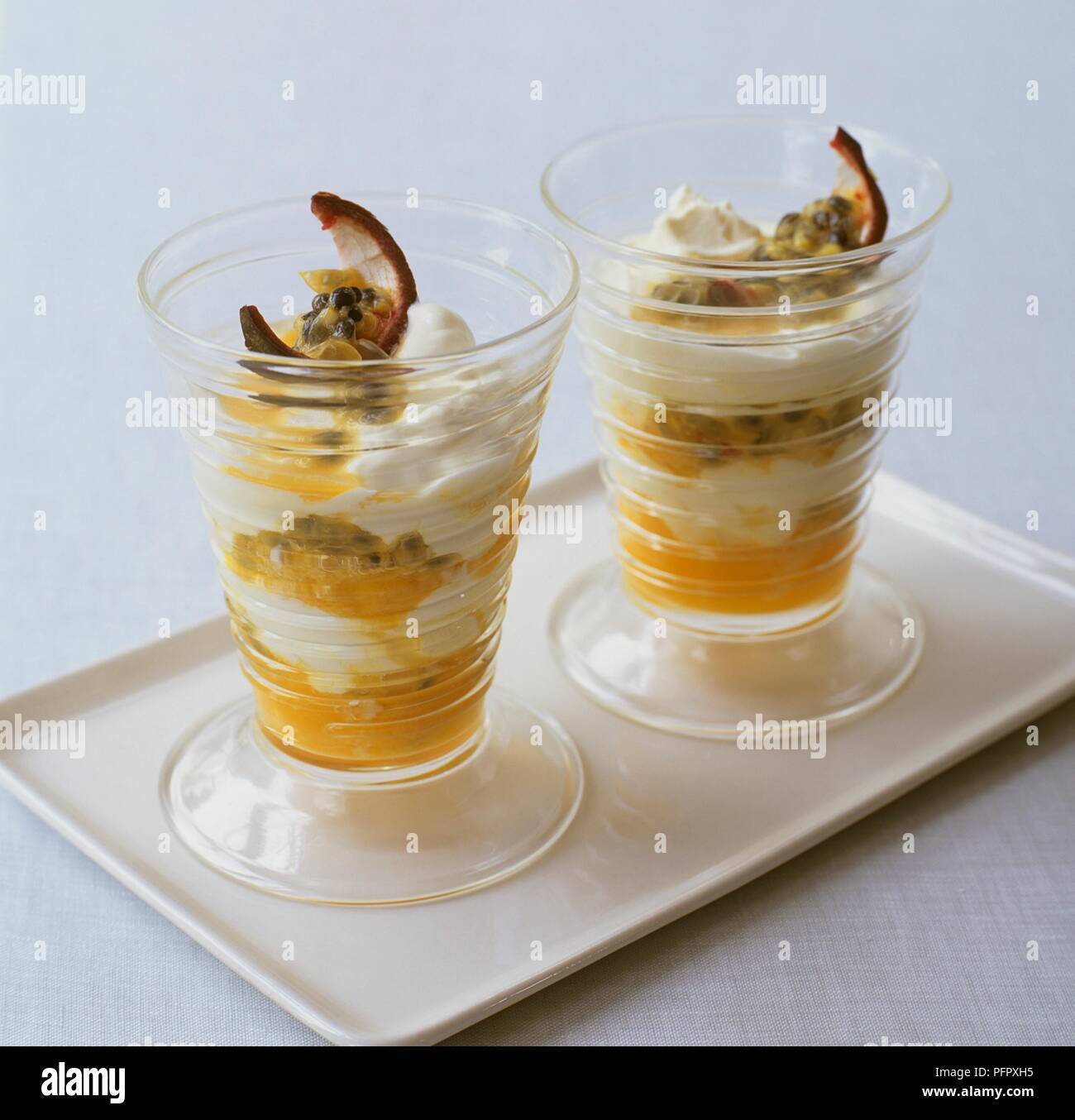 Fruit sundaes hi-res stock photography and images - Alamy