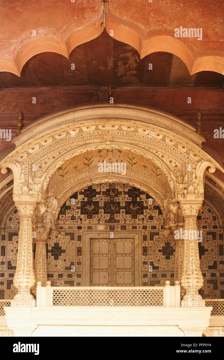 Peacock Throne Of Akbar