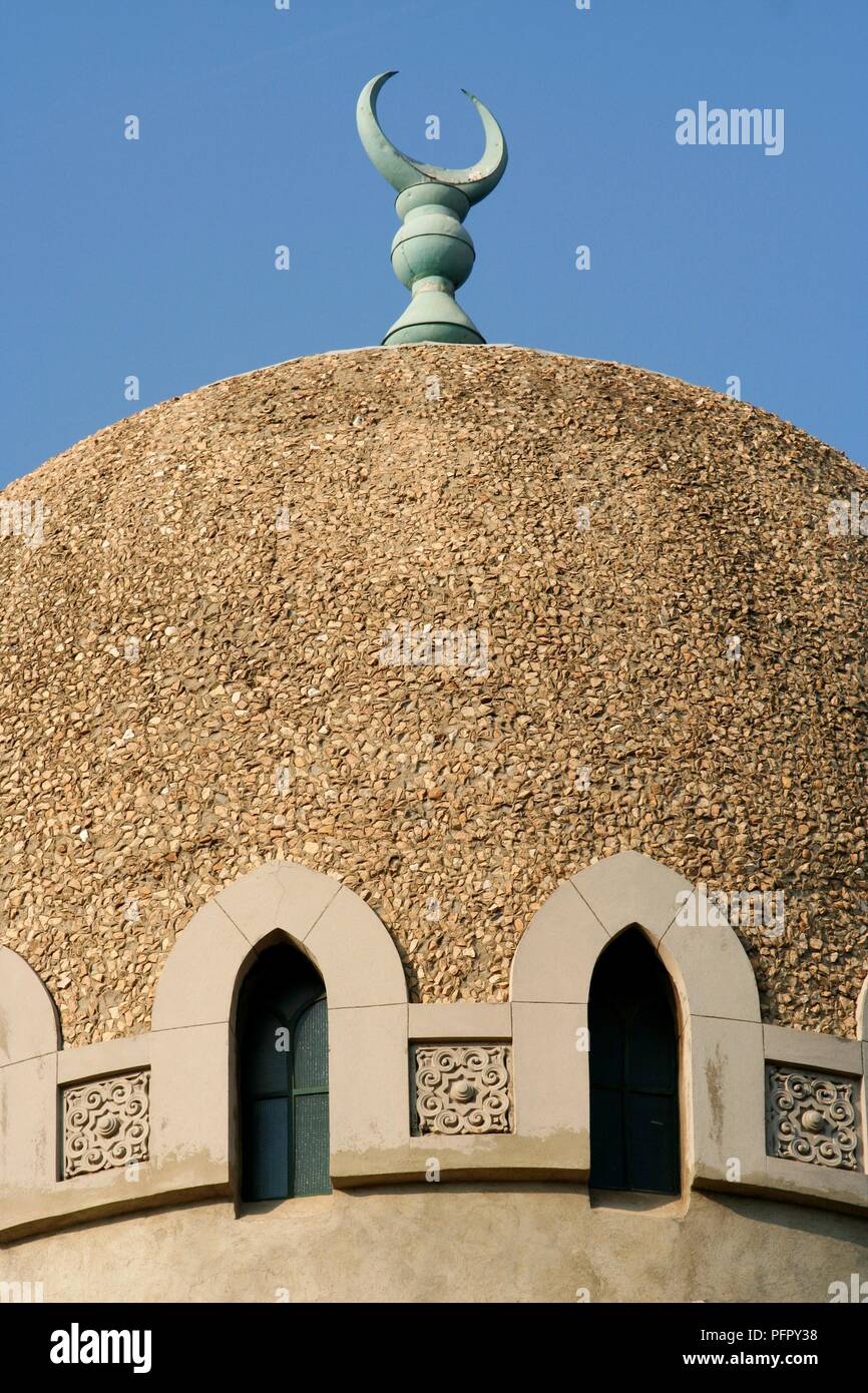Romania, Constanta, detail of mosque exterior Stock Photo - Alamy