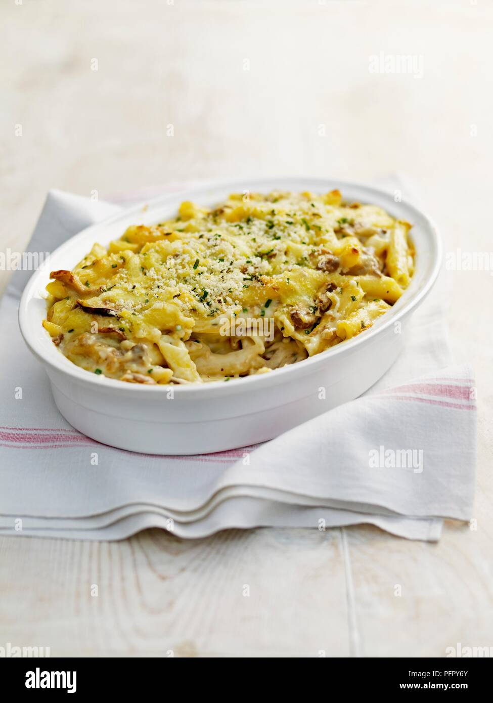 Baked italian macaroni pasta hi-res stock photography and images - Alamy