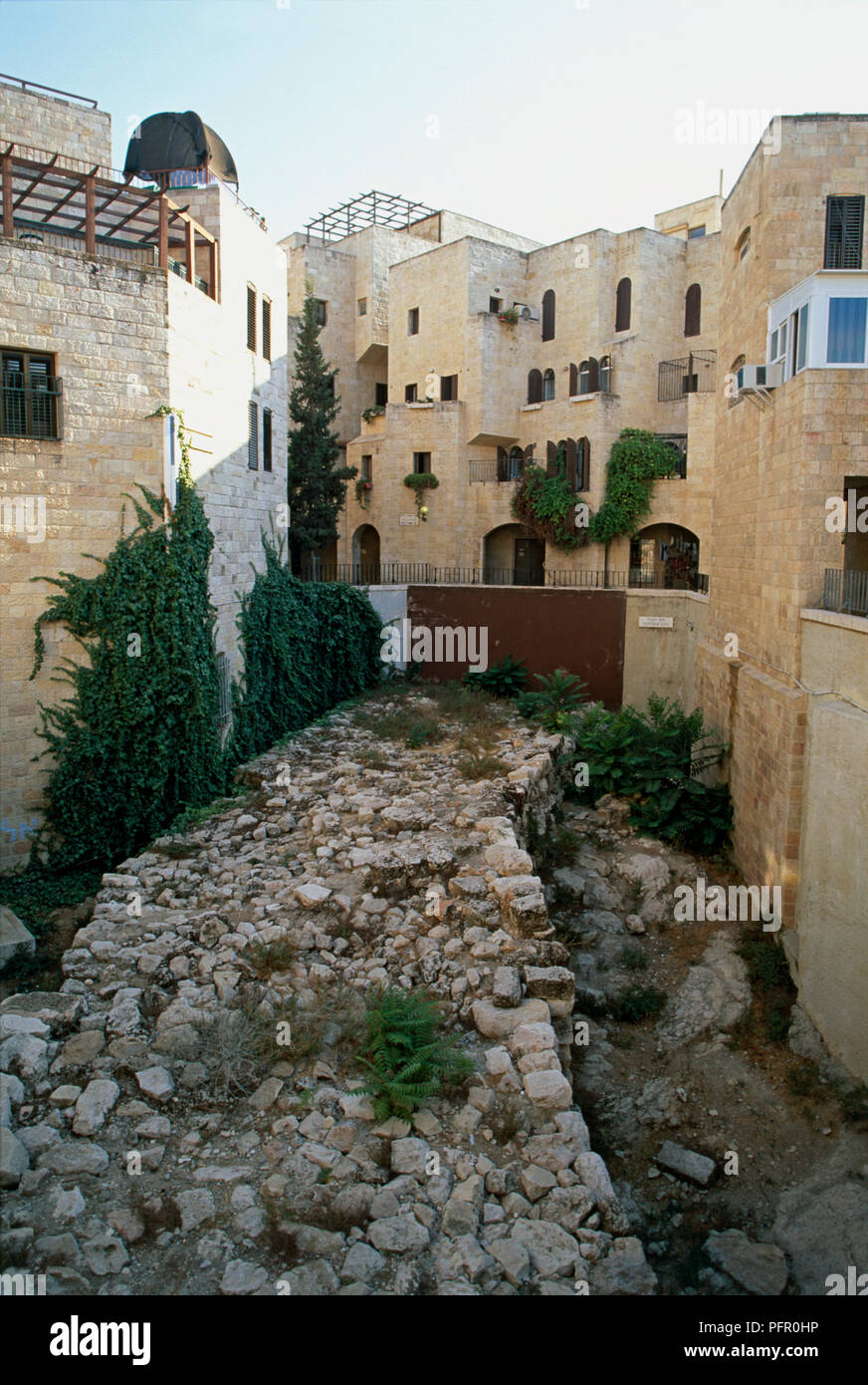 Israel, Jerusalem, Jewish Quarter, view of the Broad Wall, part of the ...