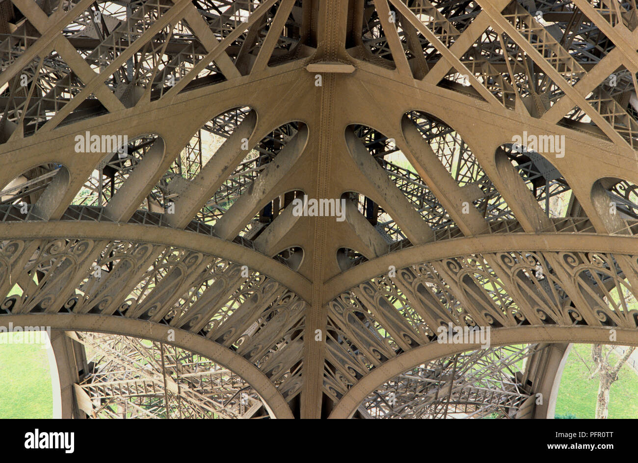France, Paris, Eiffel Tower (La Tour Eiffel), lattice framework, close ...