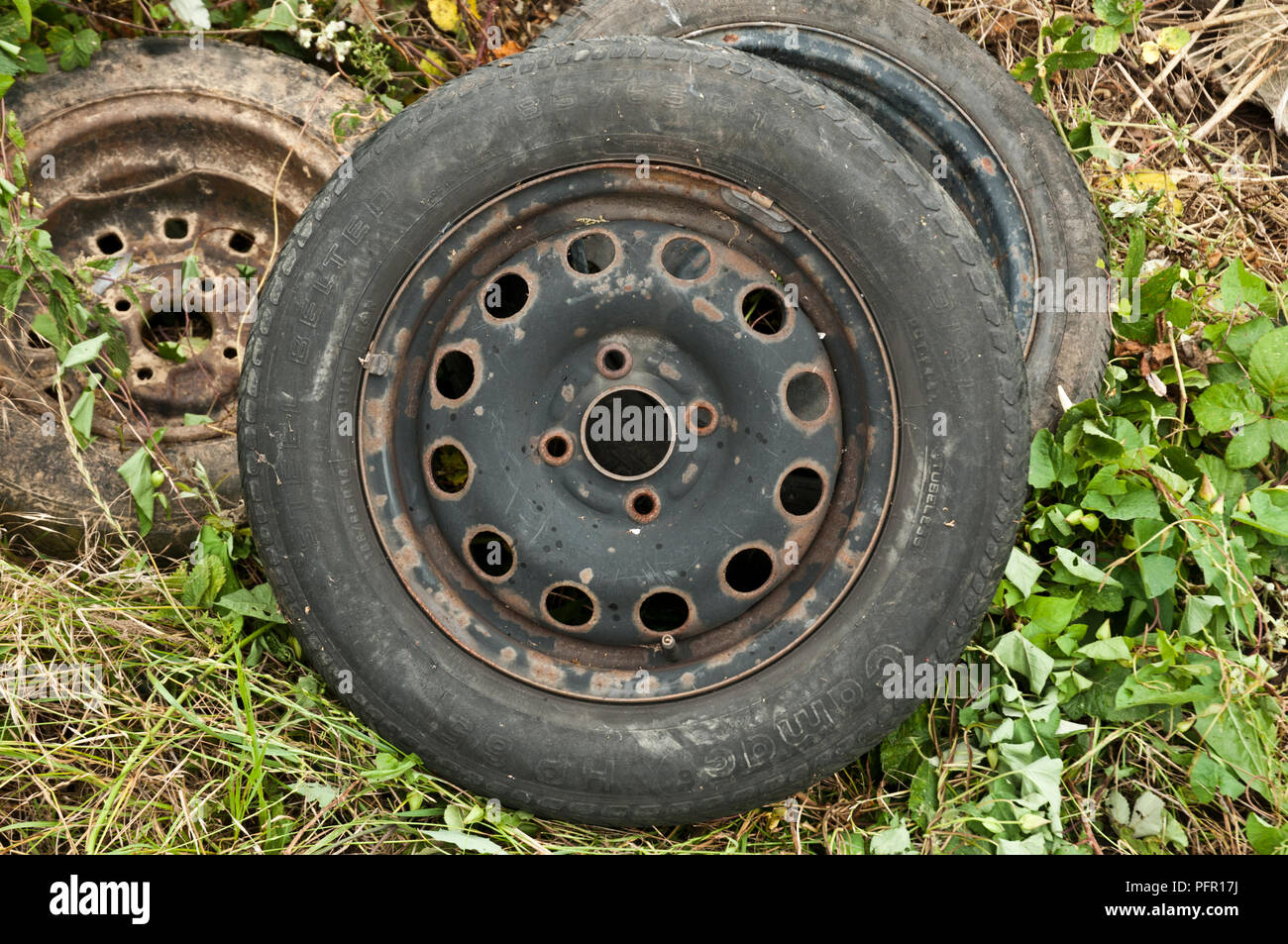 Old car tyres hi-res stock photography and images - Alamy