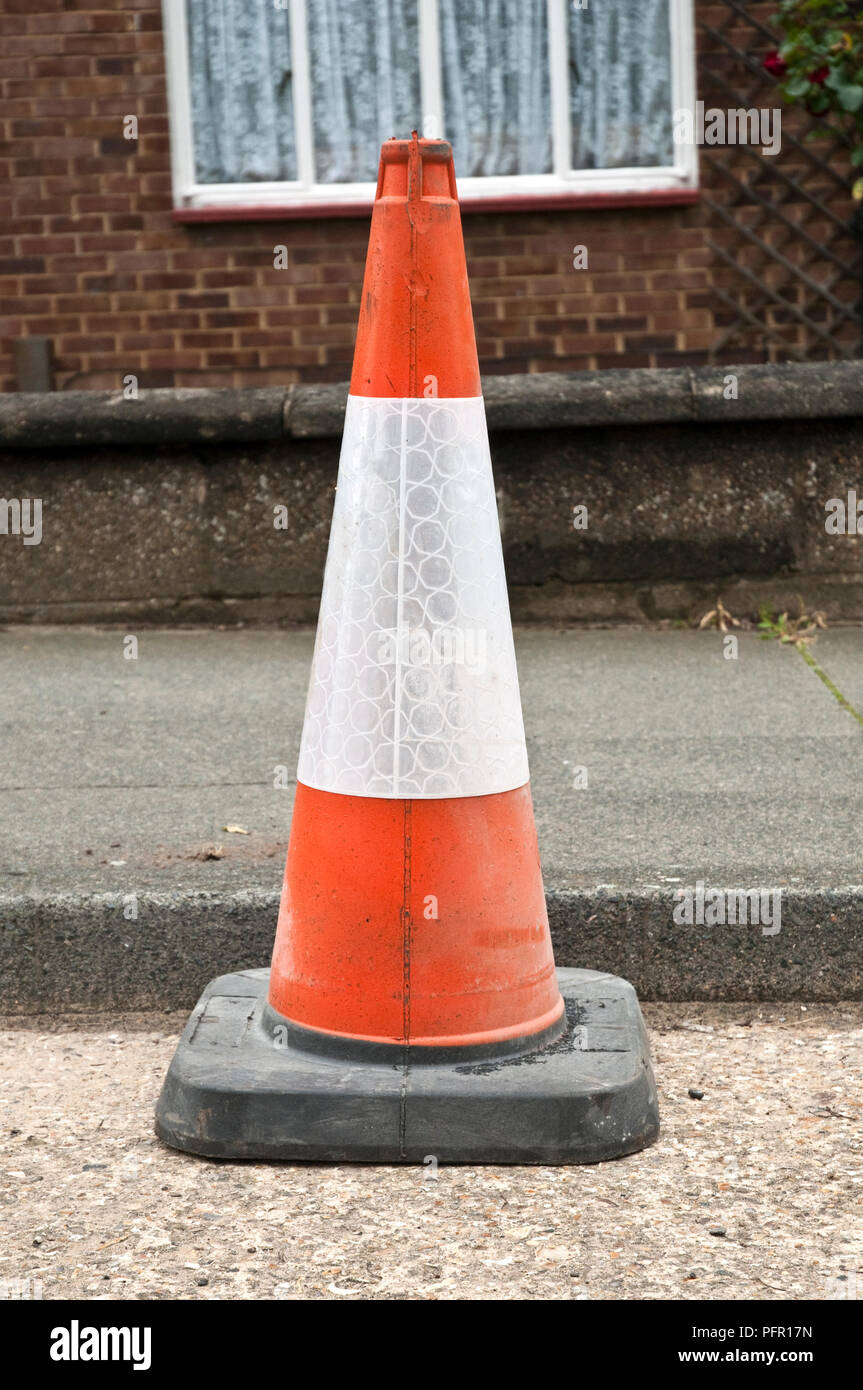 Great Britain, England, safety cone in street Stock Photo - Alamy