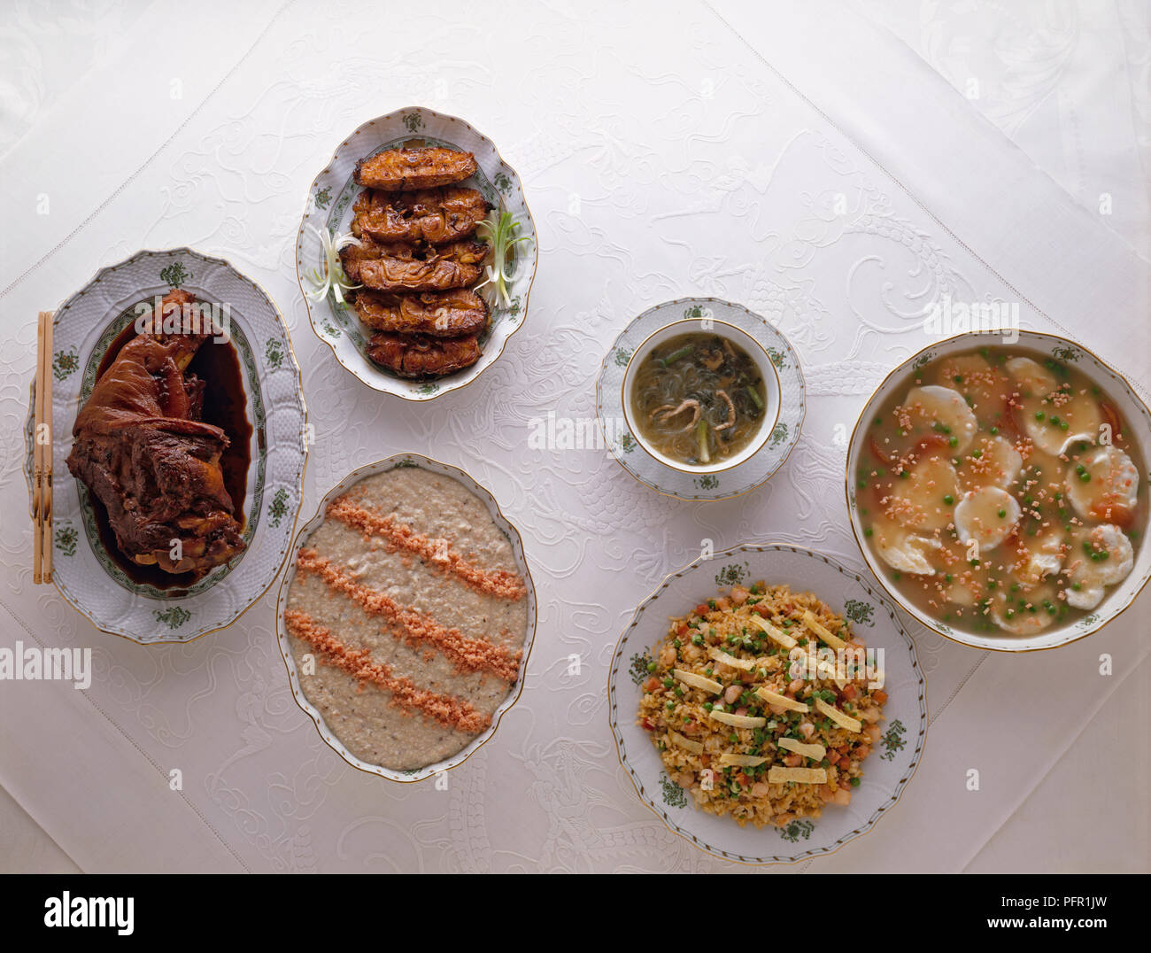 Fu yung hi-res stock photography and images - Alamy