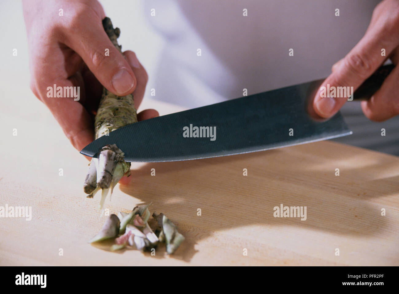 Side view large kitchen knife hi-res stock photography and images - Alamy
