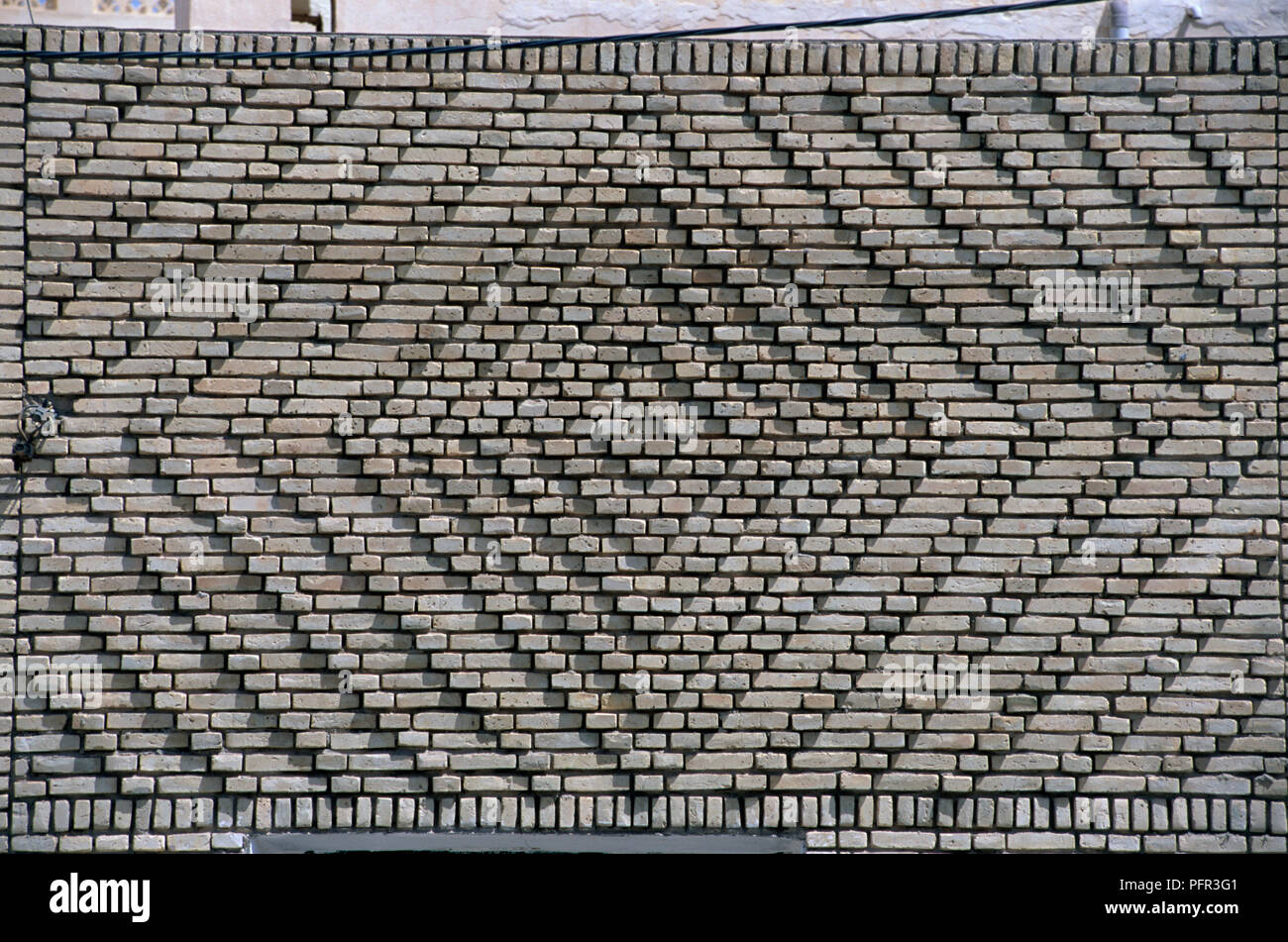 Diamond brickwork pattern hi-res stock photography and images - Alamy