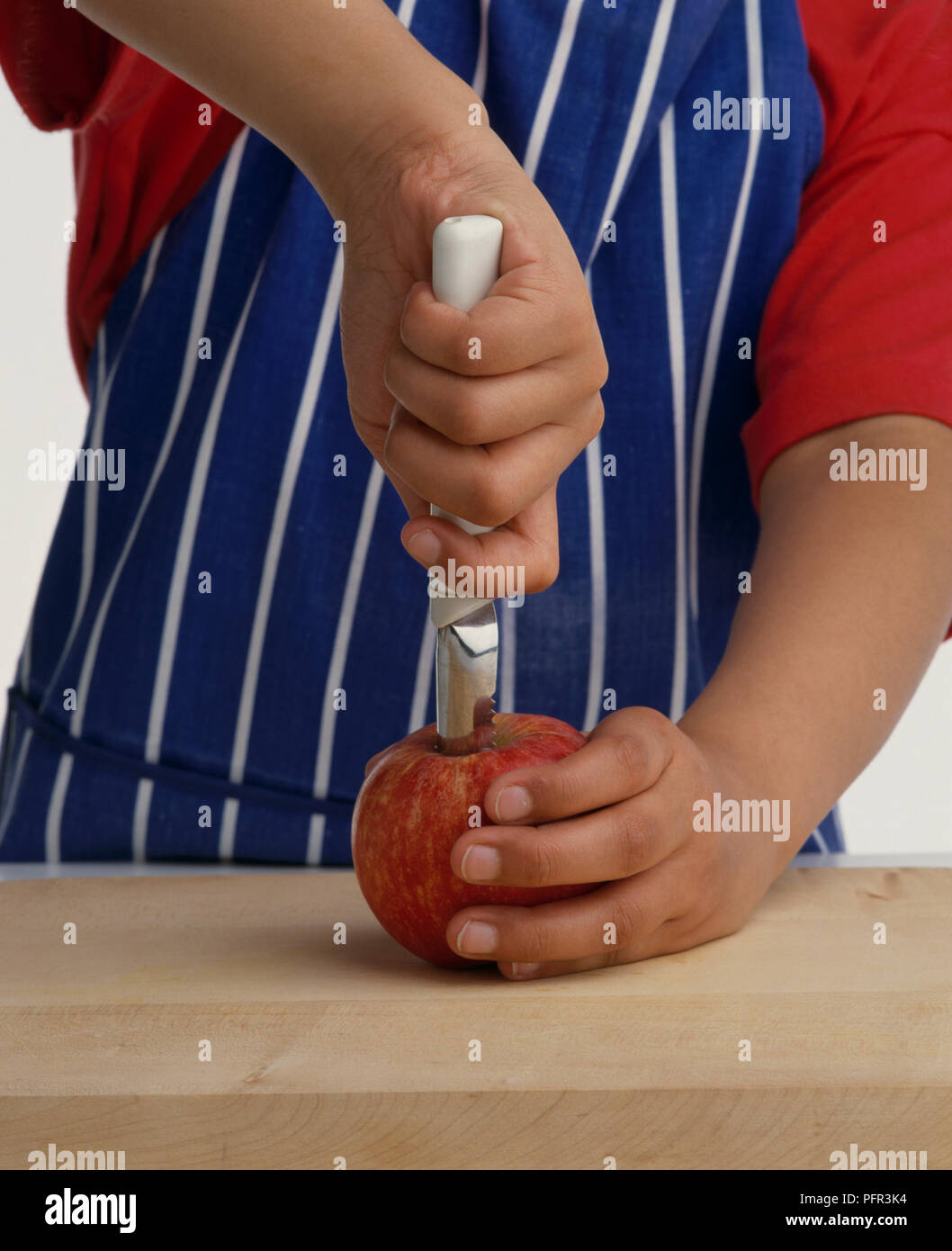 Corer hi-res stock photography and images - Alamy