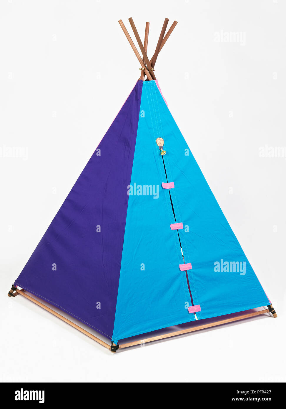 Teepee hi-res stock photography and images - Alamy
