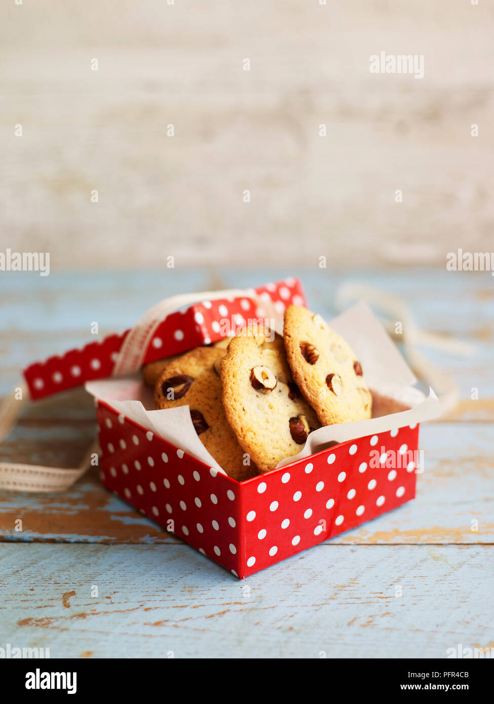 Biscuits biscuit box food hi-res stock photography and images - Alamy