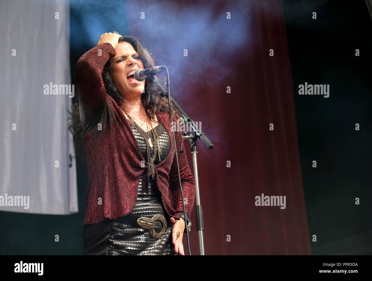 Sari Schorr performing at the Weyfest Music Festival, Tilford, UK ...