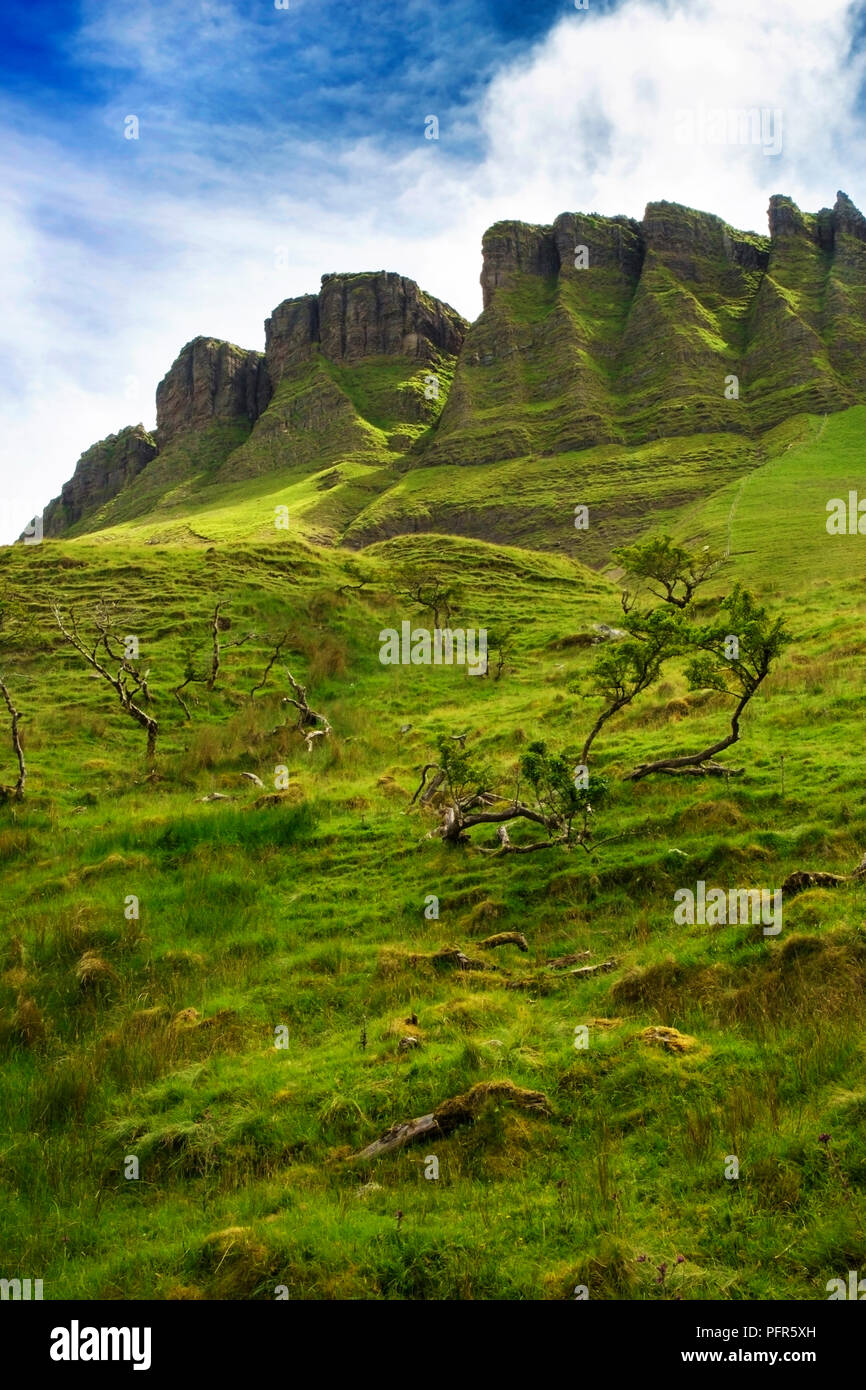Ben bulben hi-res stock photography and images - Alamy