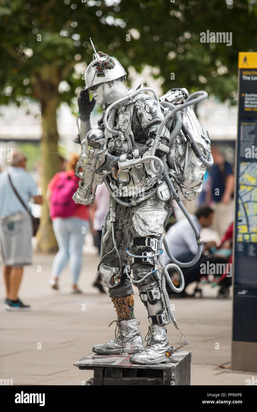 A human statue on Londons, South Bank, UK Stock Photo - Alamy