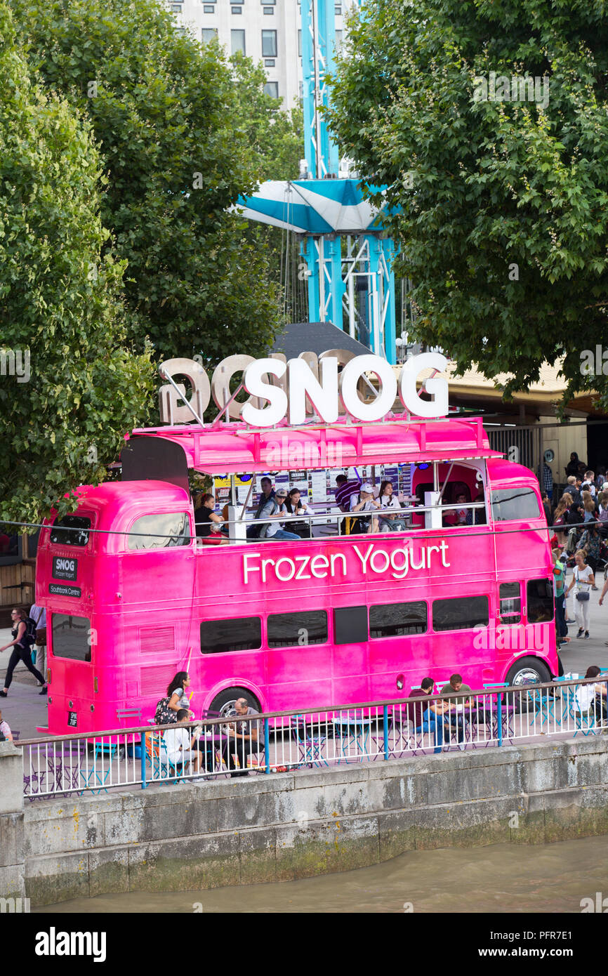 A Snog, frozen yogurt bus on London's South Bank Stock Photo - Alamy