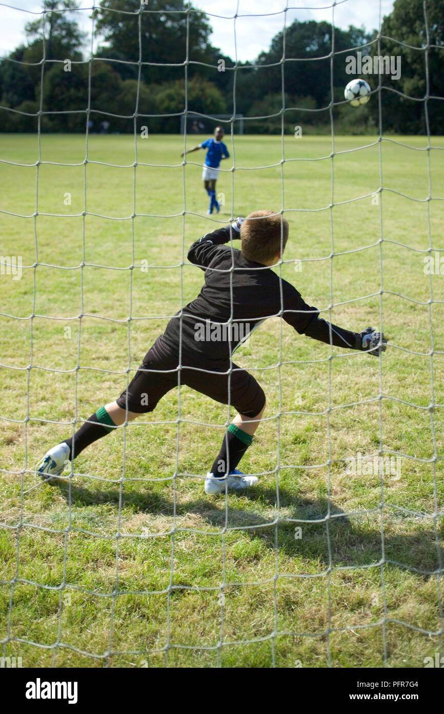 Full length goal penalty hi-res stock photography and images - Alamy