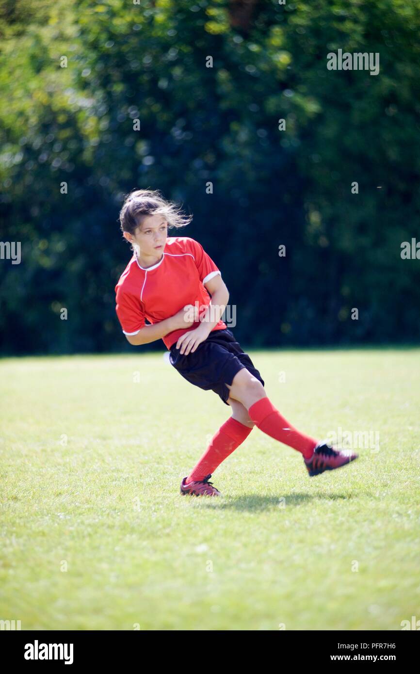 Full length passing ball hi-res stock photography and images - Alamy