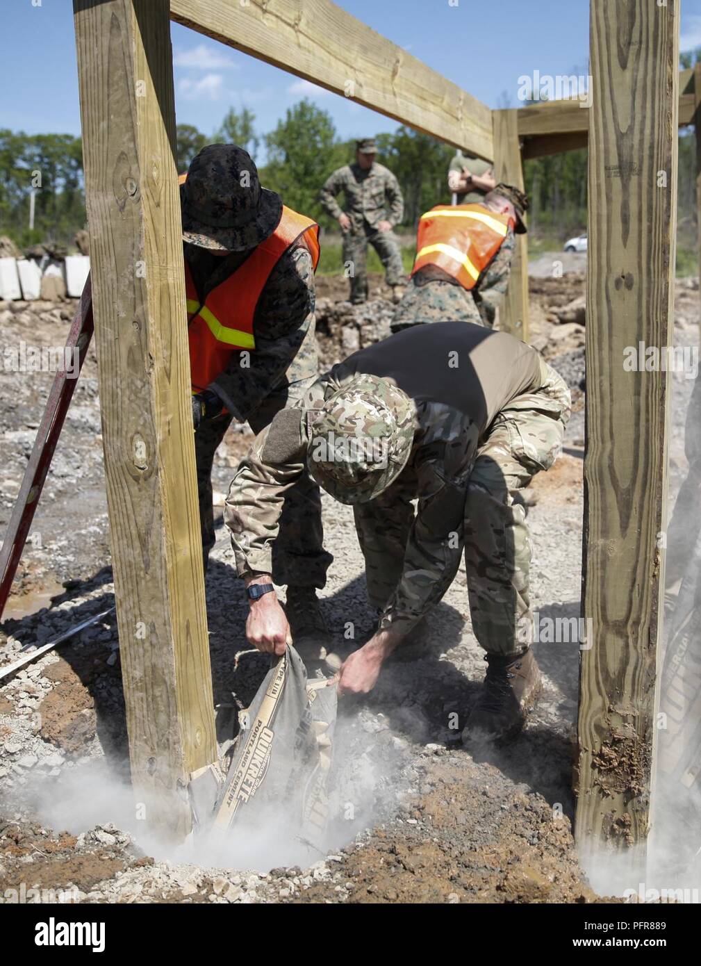U.S. Marines with 6th Engineer Support Battalion, 4th Marine Logistics ...