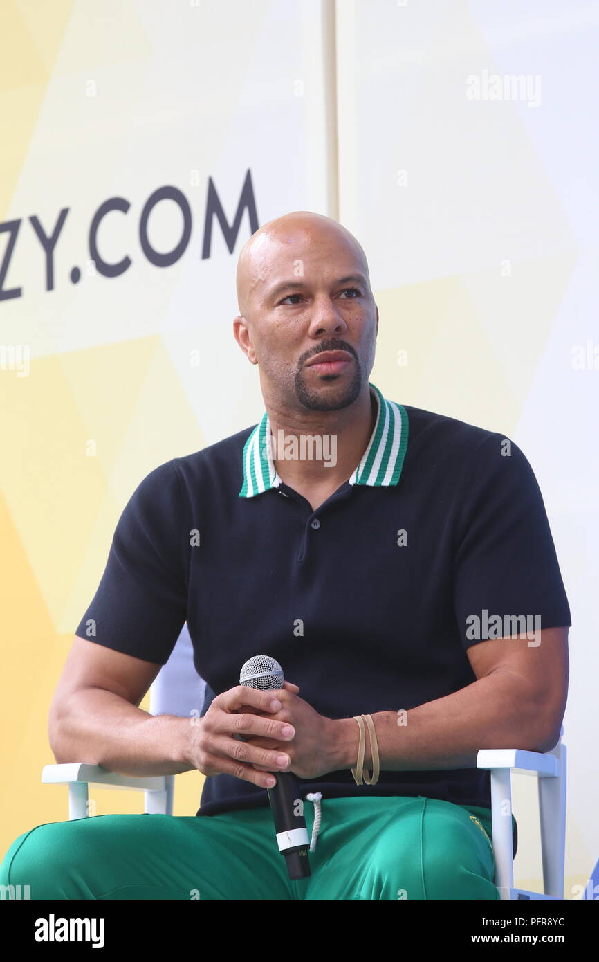 Ozy com hi-res stock photography and images - Alamy