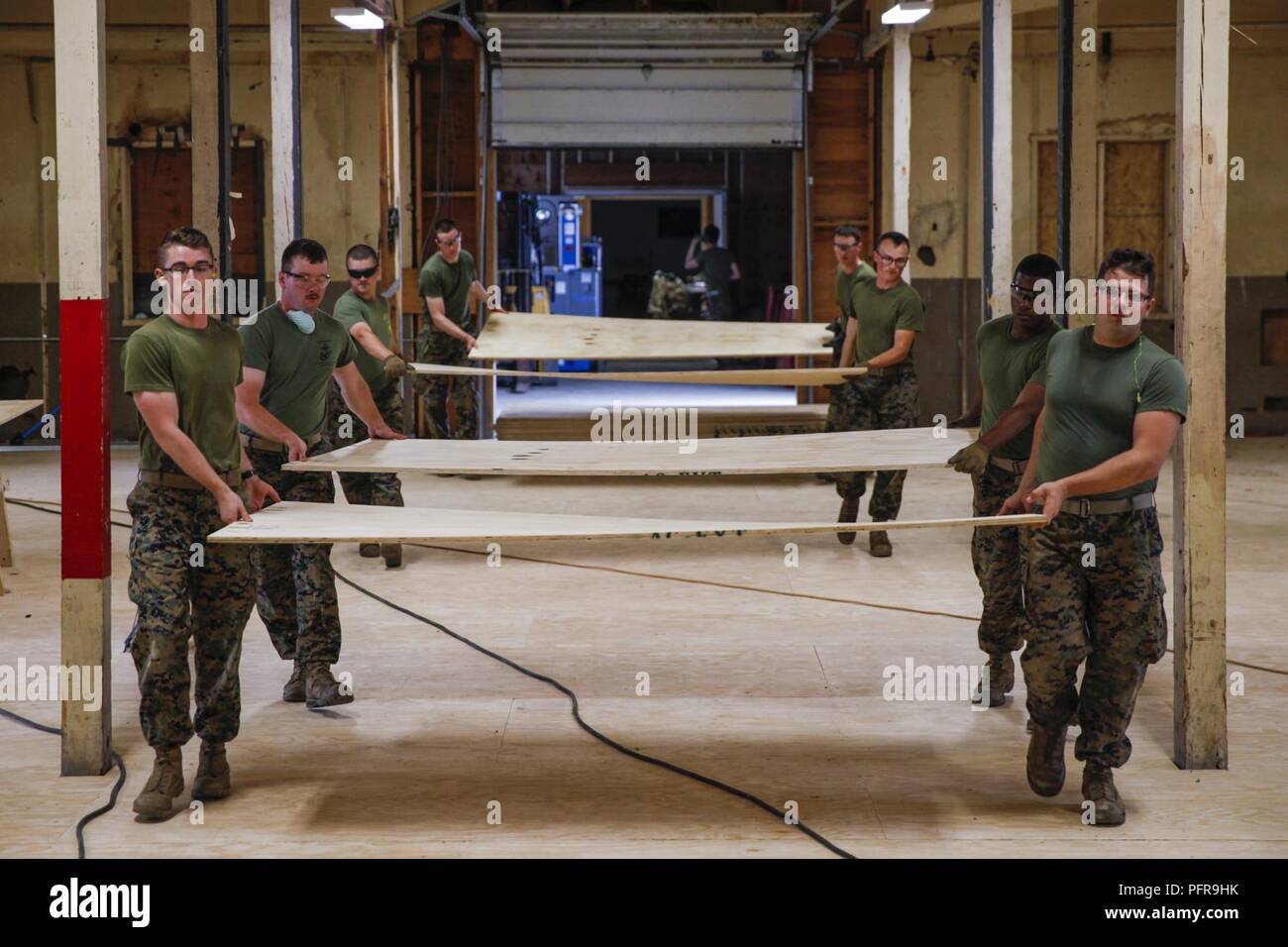 Plywood soldier hi-res stock photography and images - Alamy