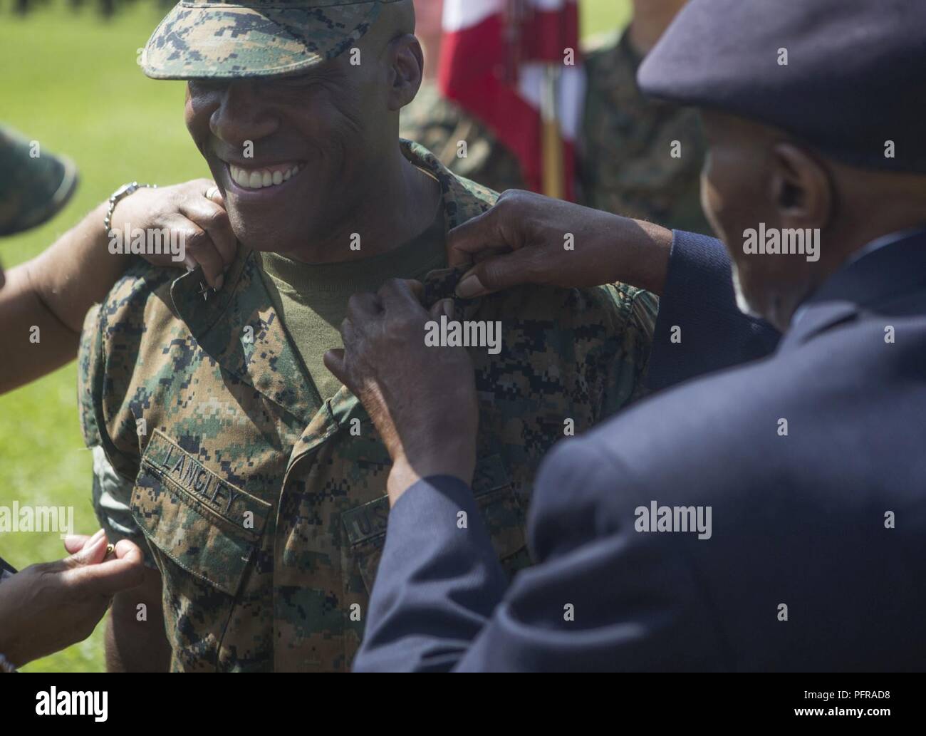 U.S. Marine Corps Maj. Gen. Michael E. Langley, has his family promote ...