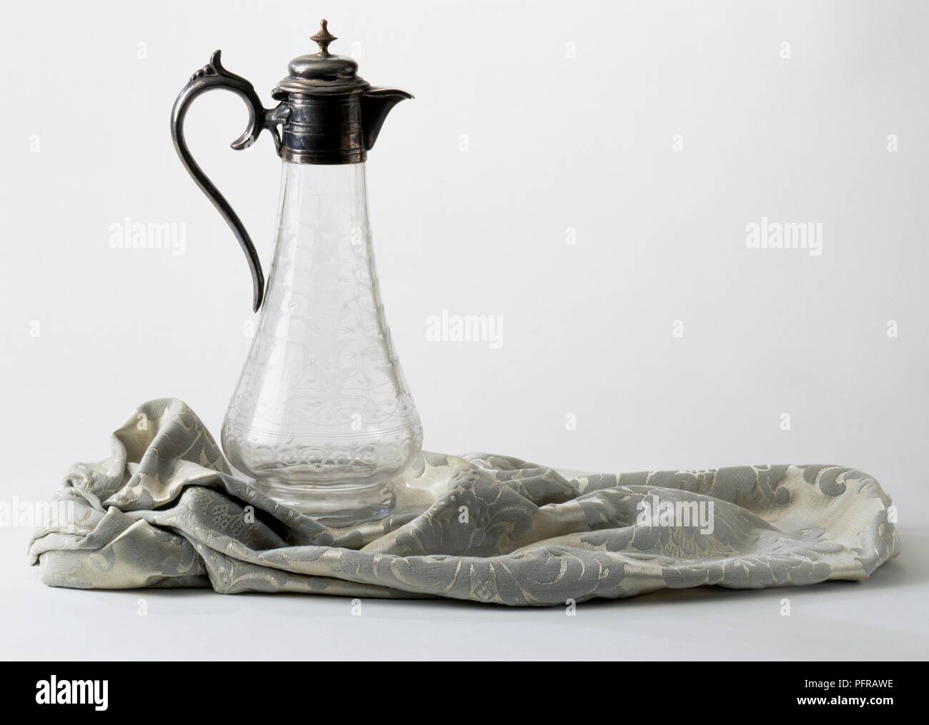 Silver glass hi-res stock photography and images - Alamy