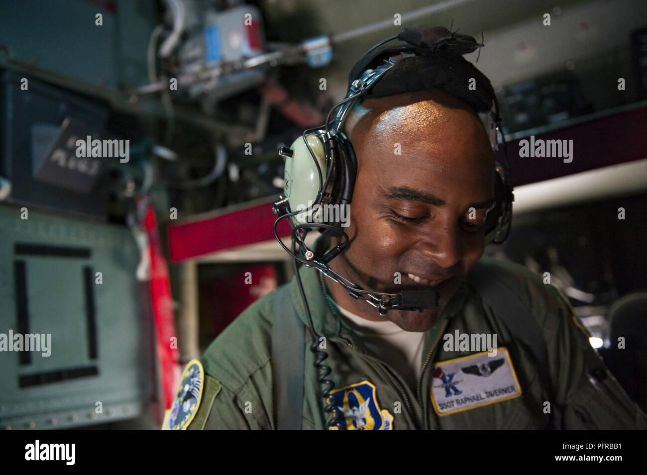 Fighter aircraft pilots heroes hi-res stock photography and images - Alamy