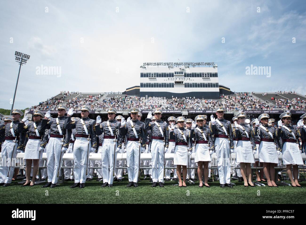 U.S. Military Academy cadets swear the Oath of Office during their ...