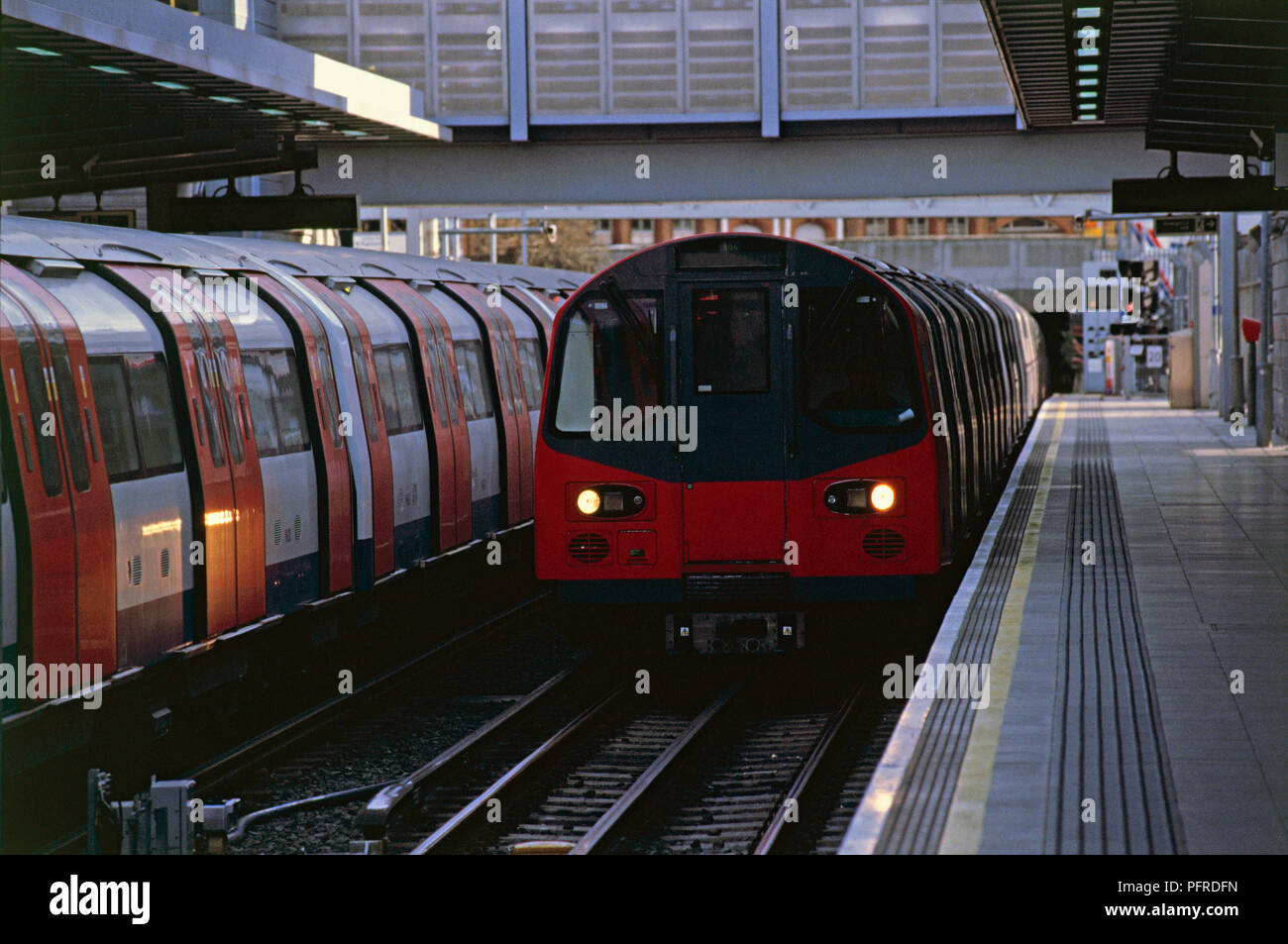 England, London, tube approaching platform at station Stock Photo - Alamy