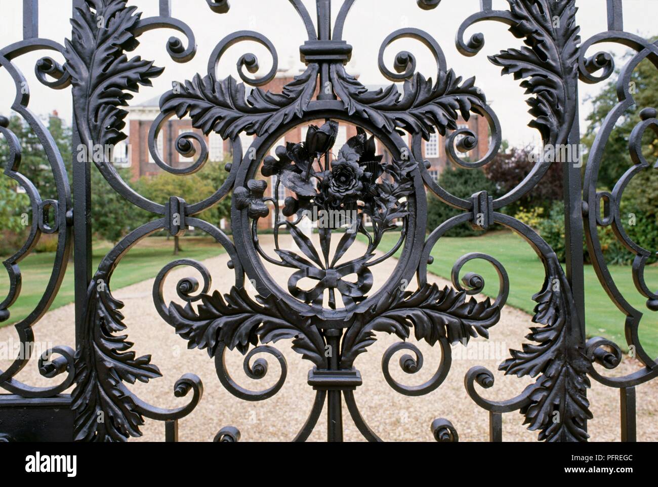 Great Britain, England, London, Kensington Palace, detail of gate Stock ...