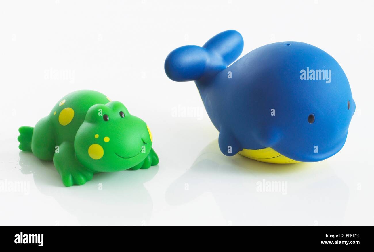 Plastic blue whale hi-res stock photography and images - Alamy