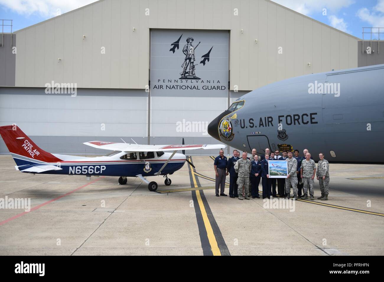 Pennsylvania wing civil air patrol hi-res stock photography and images ...