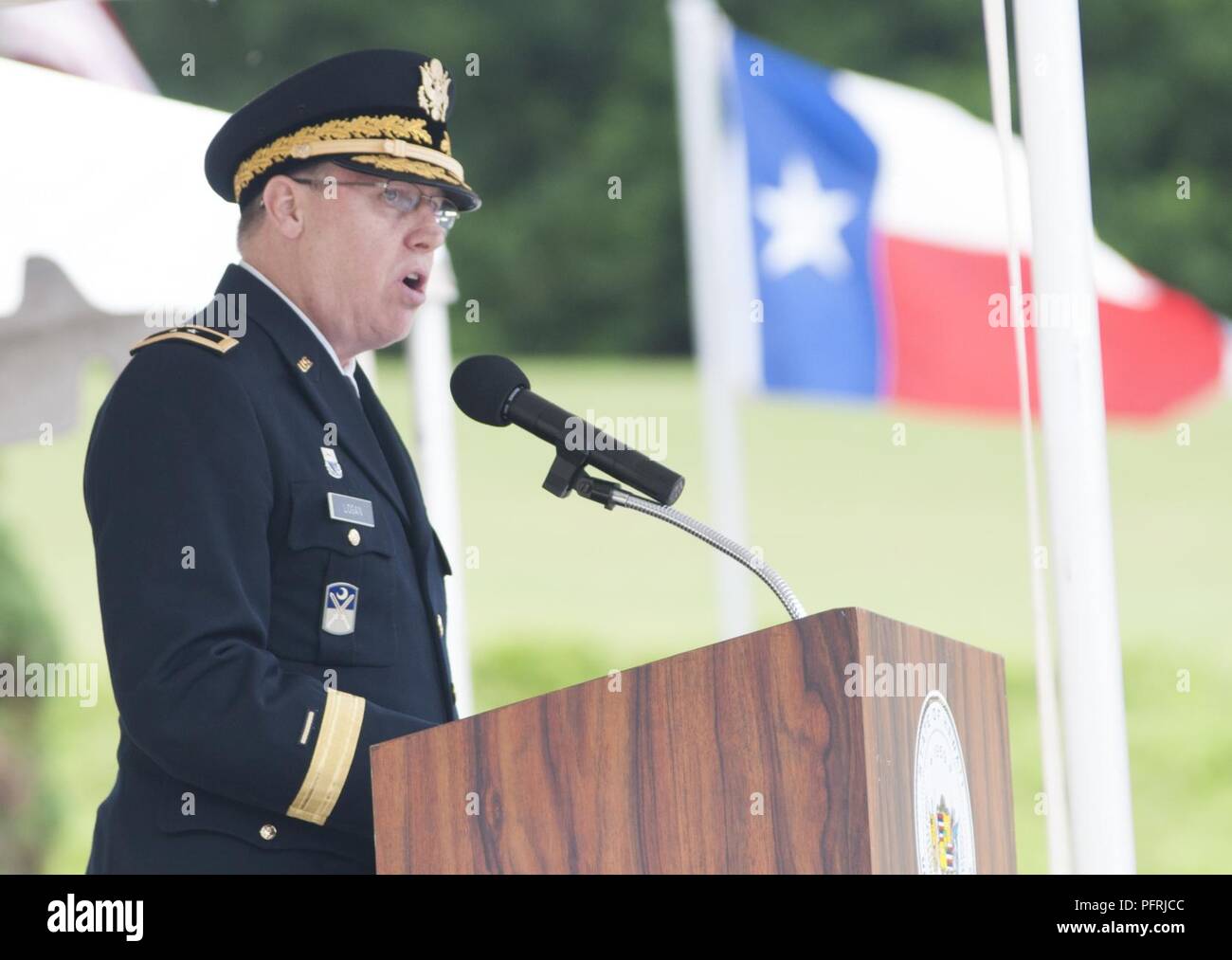 Hawaii state veterans cemetery hi-res stock photography and images - Alamy